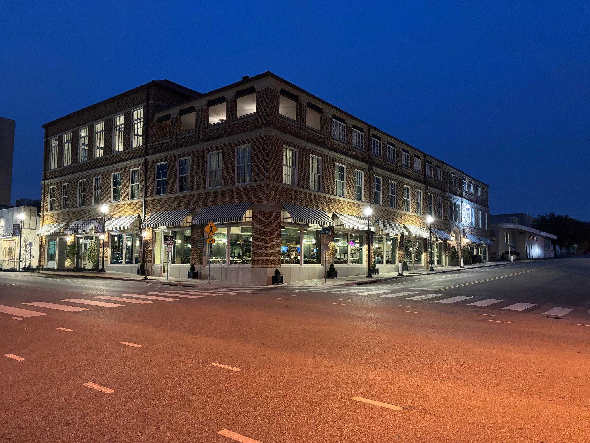 Hotel 1928 – Pique